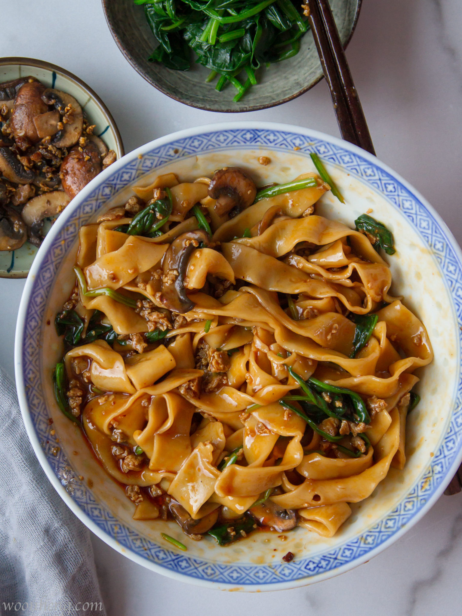 Easy and Simple Saucy Homemade Noodles Bowl - WoonHeng