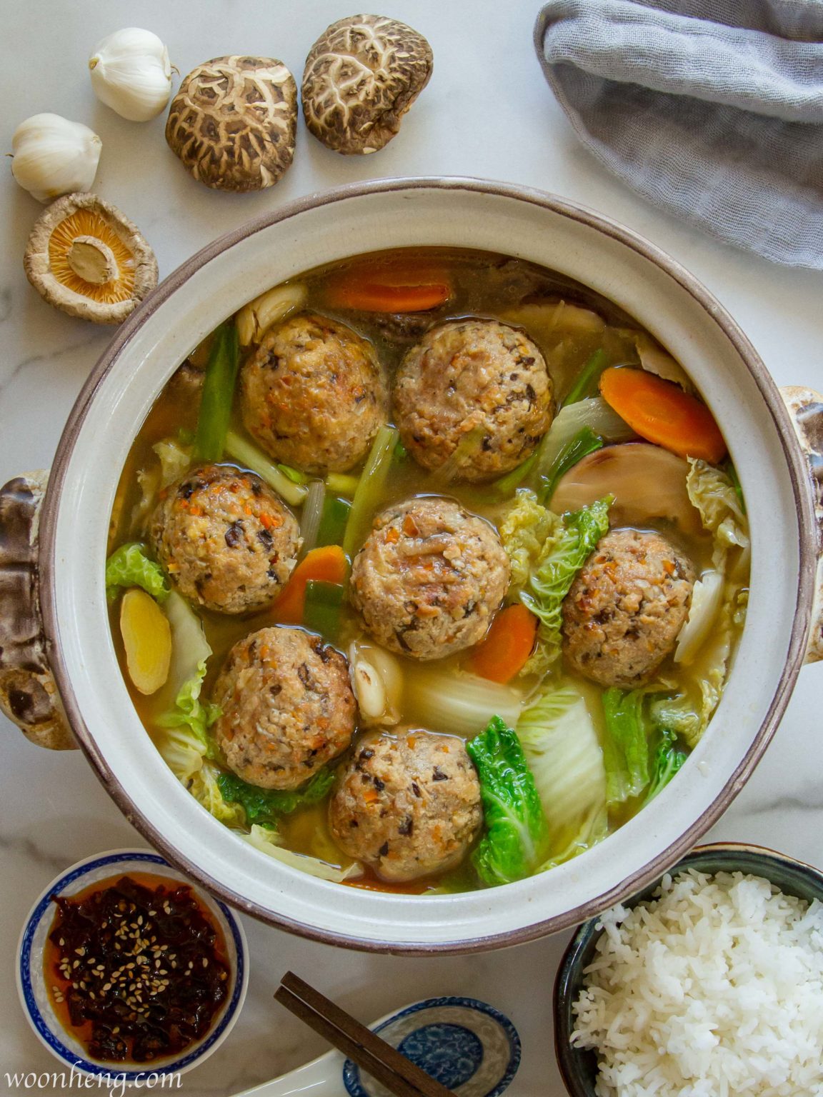 What you Need for an Easy Vegan Lion's Head Stew - WoonHeng